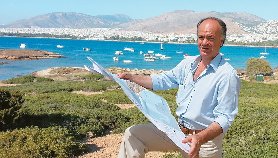 Bus driver vs. the Greek State and wins to become island owner ...