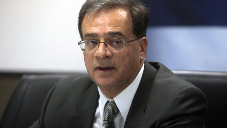 Greek Finance Minister wants to end some tax measures - ProtoThema English