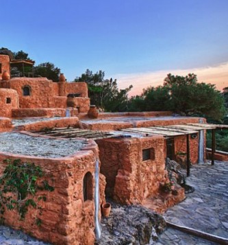 Crete: A 300 year old abandoned village turned to a hote - ProtoThema ...