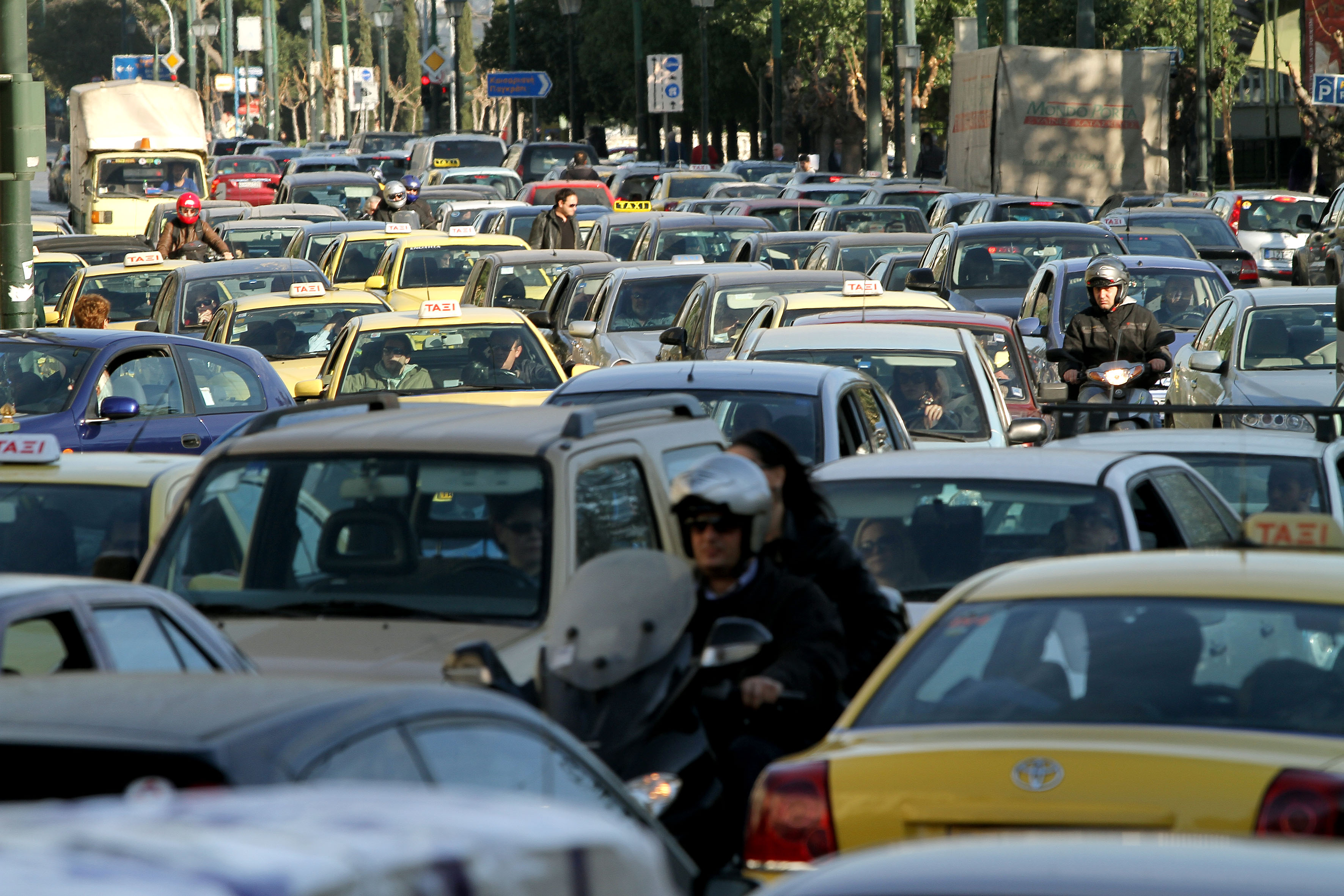 Uber ridesharing service comes to Greece - ProtoThema English