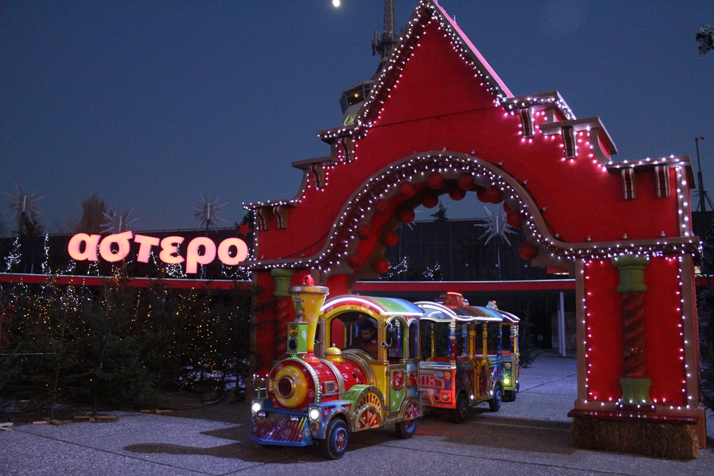 Christmas Cheer in Thessaloniki (photos) - ProtoThema English