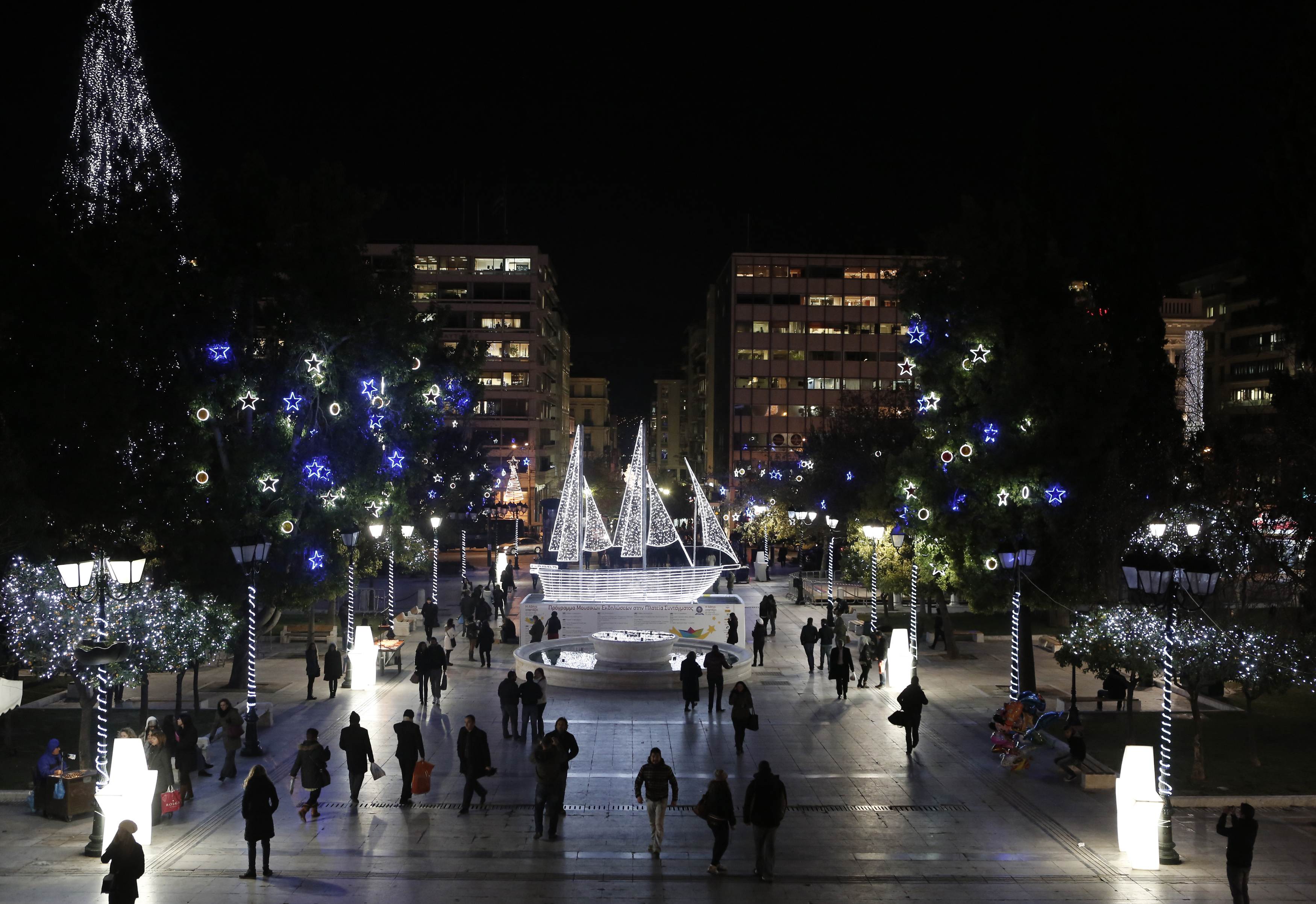 Syntagma Square, Athens - ProtoThema English