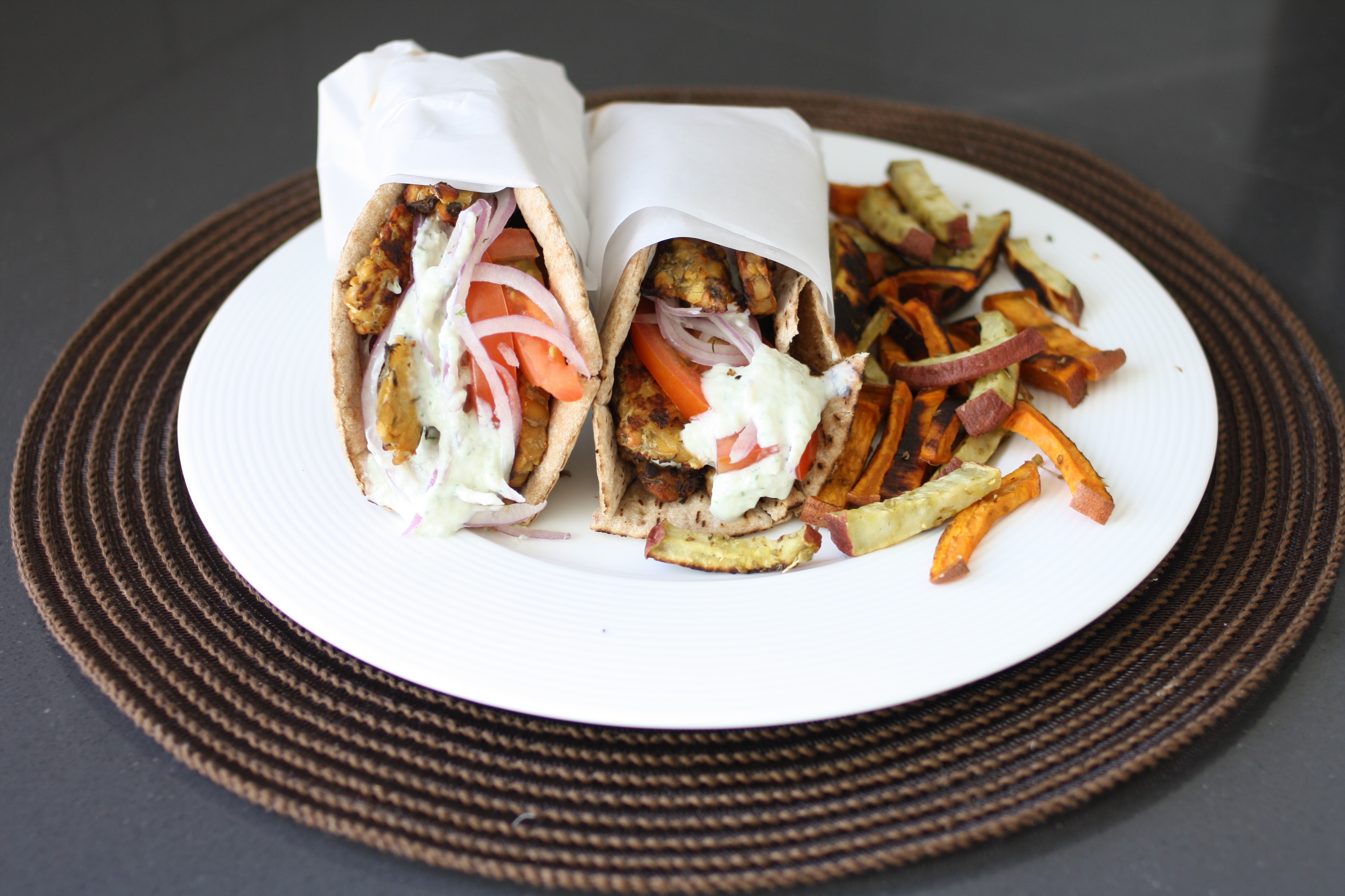 My Big Fat Greek profit, a Greek eat vying for a piece of the U.S. pie ...