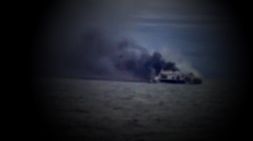 Brutal battle against raging winds and flames in order to save the 322 ...