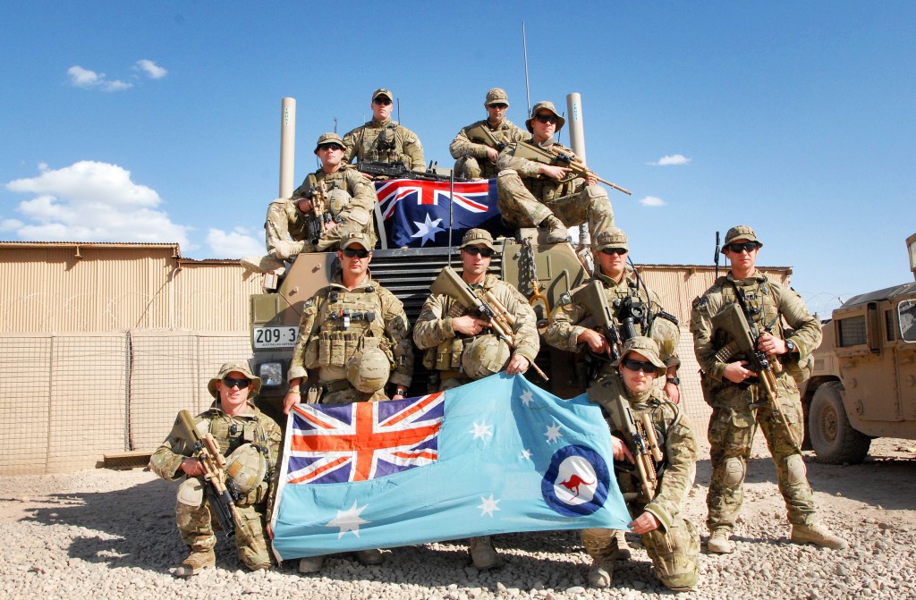 Australia seeks soldiers from abroad - ProtoThema English
