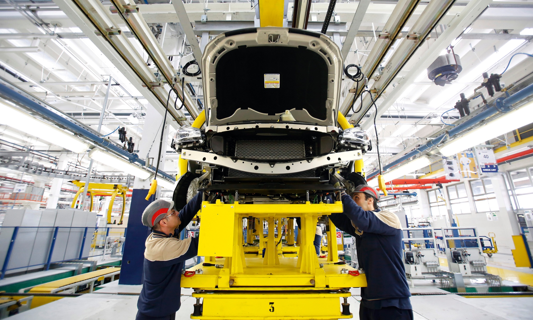 Industrial producer prices down 1% in EU28, 3.3% in Greece - ProtoThema ...