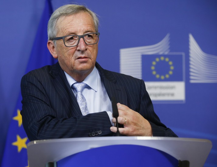 Junker: The Greeks pulled the plug on negotiations - ProtoThema English