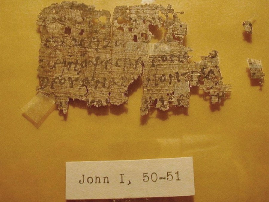 Ancient Greek papyrus discovered on eBay - ProtoThema English