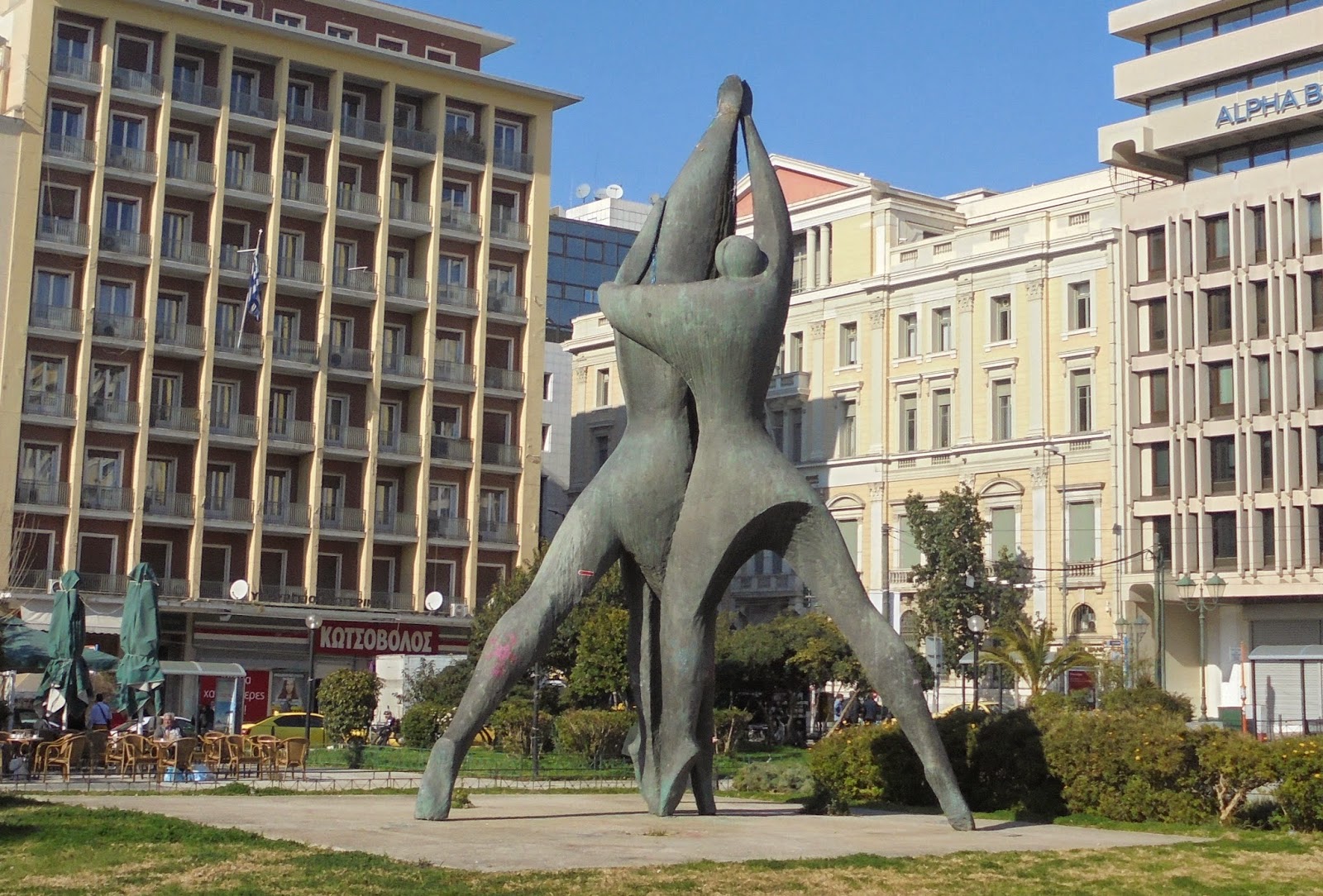 Klafthmonos Square... the crying place - ProtoThema English