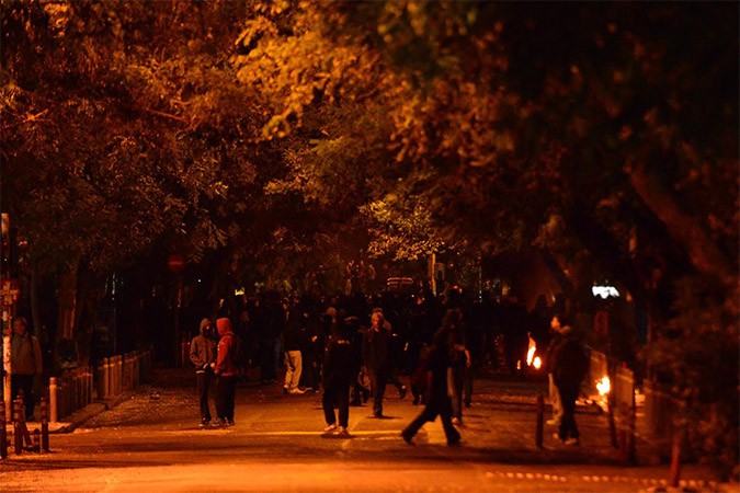 42nd anniversary of the Polytechnic uprising: Exarchia chaos! (pics ...