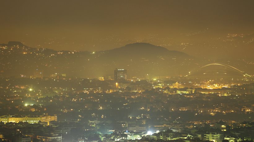 Athens covered in a veil of smog from use of fireplaces (pics ...