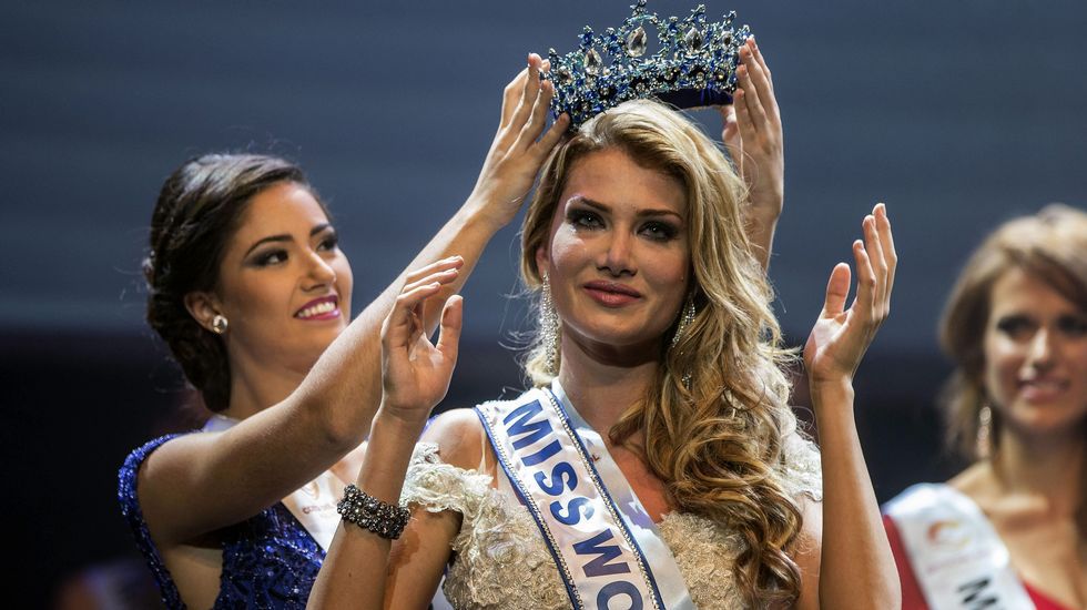 It was raining Miss Greeces at the Miss World, but Miss Spain won in ...