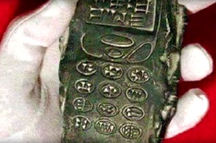 Is the 800-year-old mobile phone discovered real? - ProtoThema English