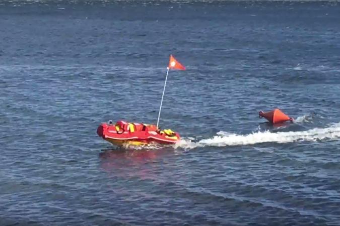 U.S. scientists give Greece a lifesaving robot that rescues refugees ...