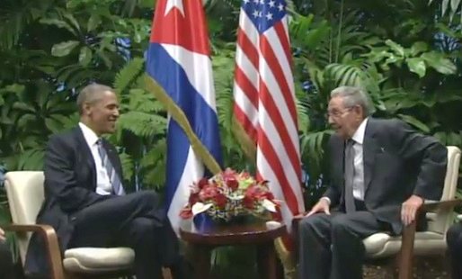 Obama in Cuba: US President meets Raul Castro in historic trip (photos ...
