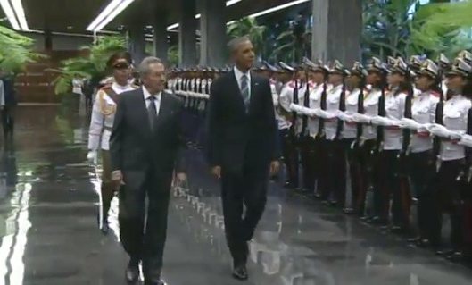Obama in Cuba: US President meets Raul Castro in historic trip (photos ...