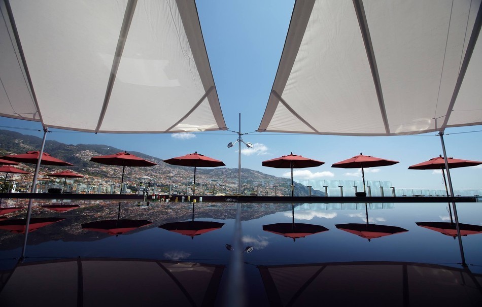 Athens pool among best in Europe (photos) - ProtoThema English