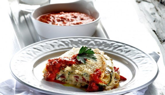 Crepes with zucchini, Florina pepper and katiki cheese - ProtoThema English