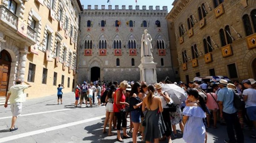 Reuters: Italian banking system threatens chaos across Europe ...