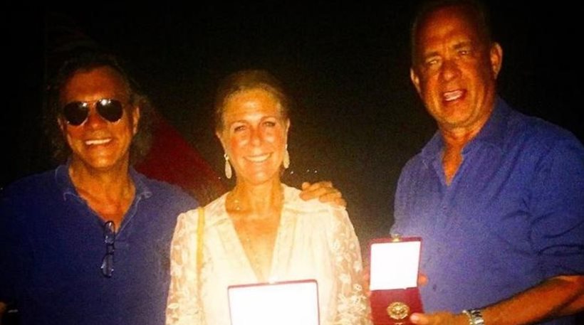 Ilias Psinakis honours Tom Hanks and Rita Wilson (photo) - ProtoThema ...