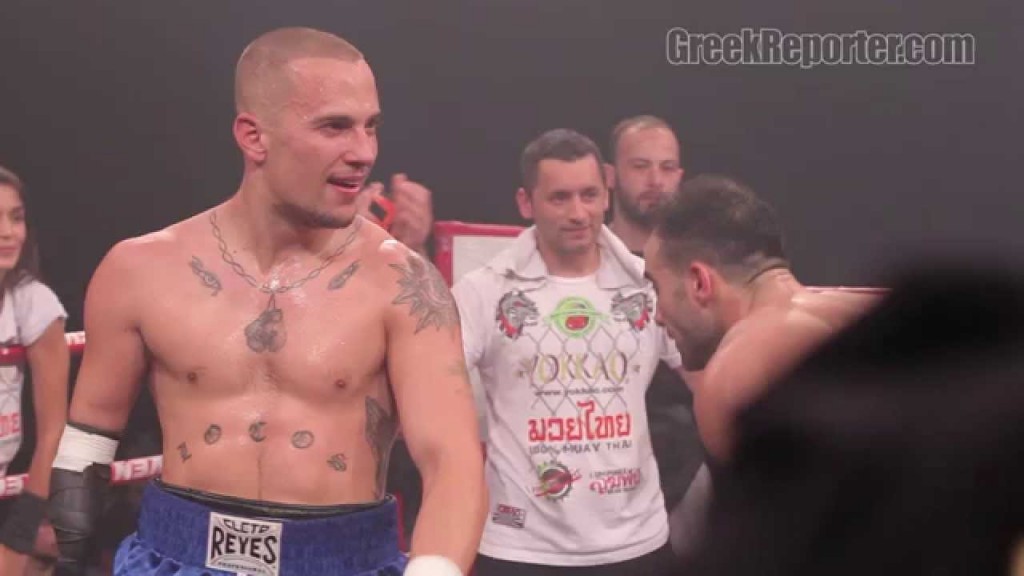 Meet the only one-handed boxer in the world! He is Greek! (photos ...