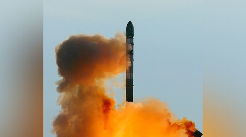 Russia unveils scary "Satan 2" nuclear missile (photos-video ...