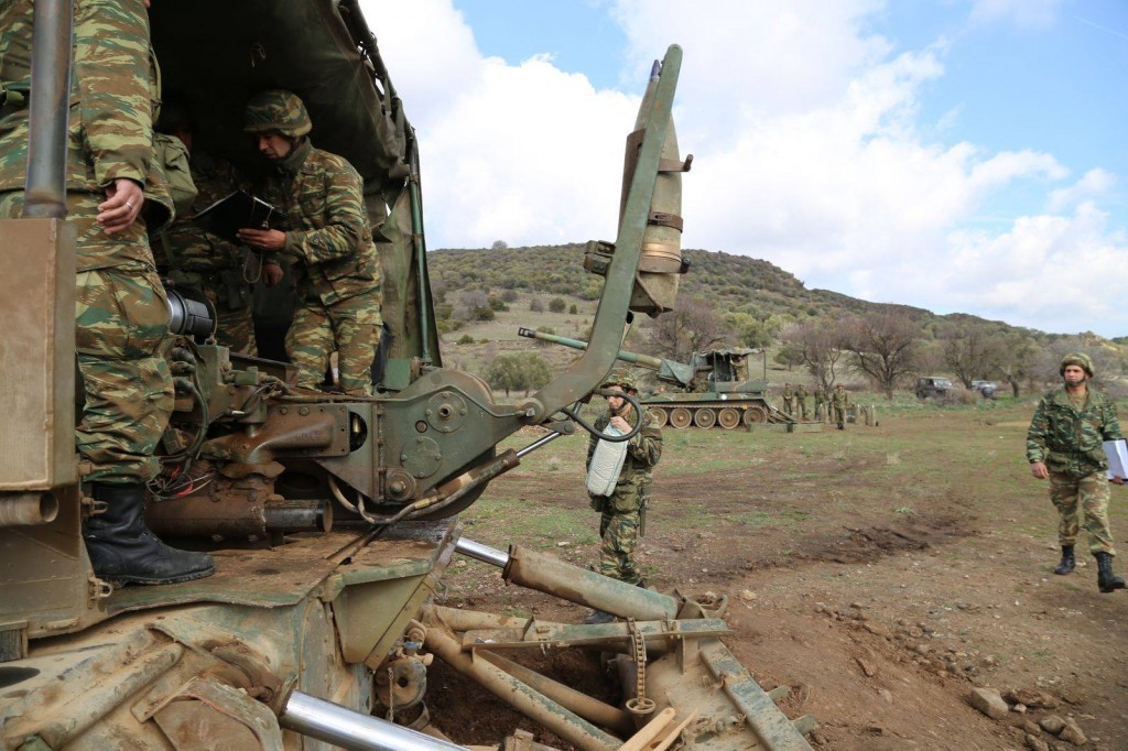 The artillery units of the Hellenic Army in action! (AMAZING PHOTOS ...