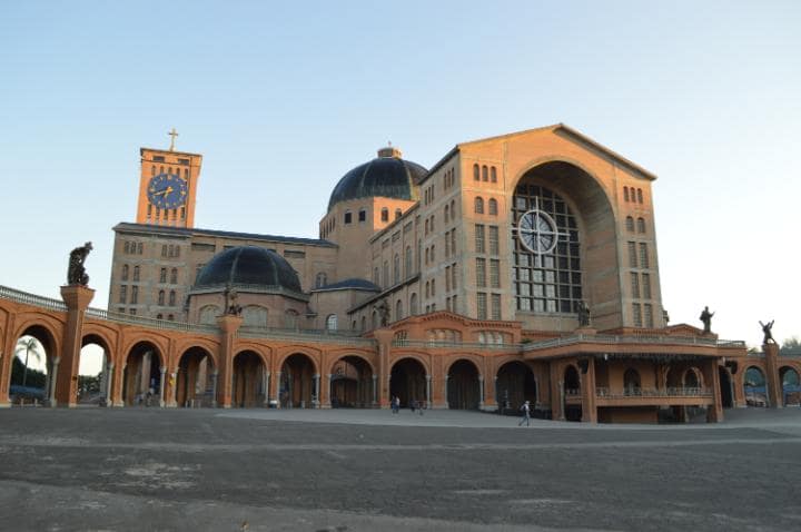 The 10 largest Christian Churches in the world (photos) - ProtoThema ...