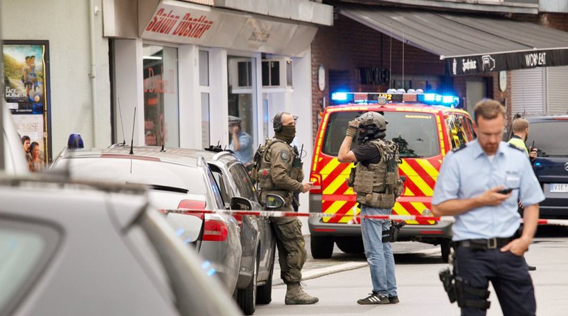 One man dead in knife attack in Germany - ProtoThema English