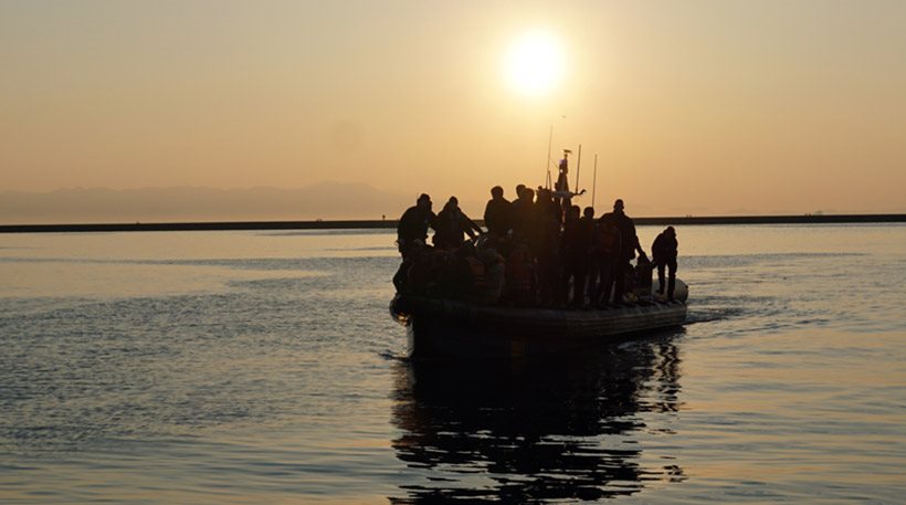 Refugee and immigrant flow from Turkey rises - ProtoThema English