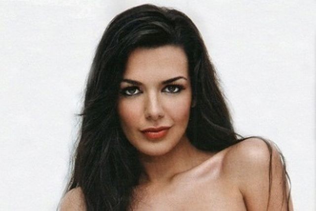 Appreciating beauty: Greek celebs in hot dresses (photos) - ProtoThema ...