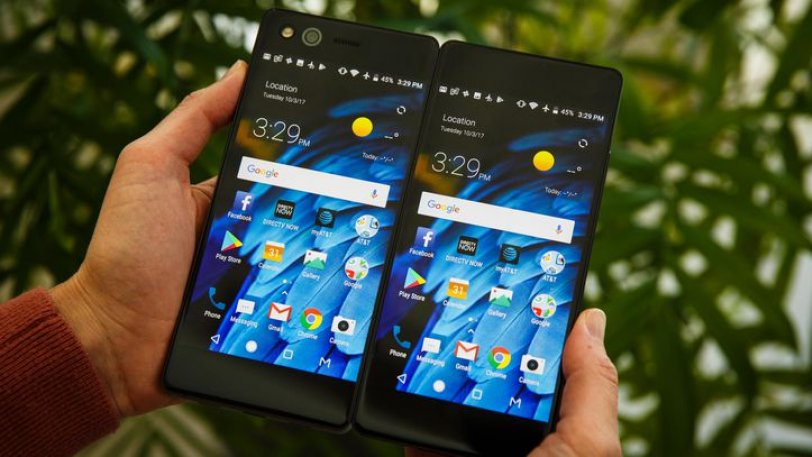 This smart phone has two screens! (video) - ProtoThema English