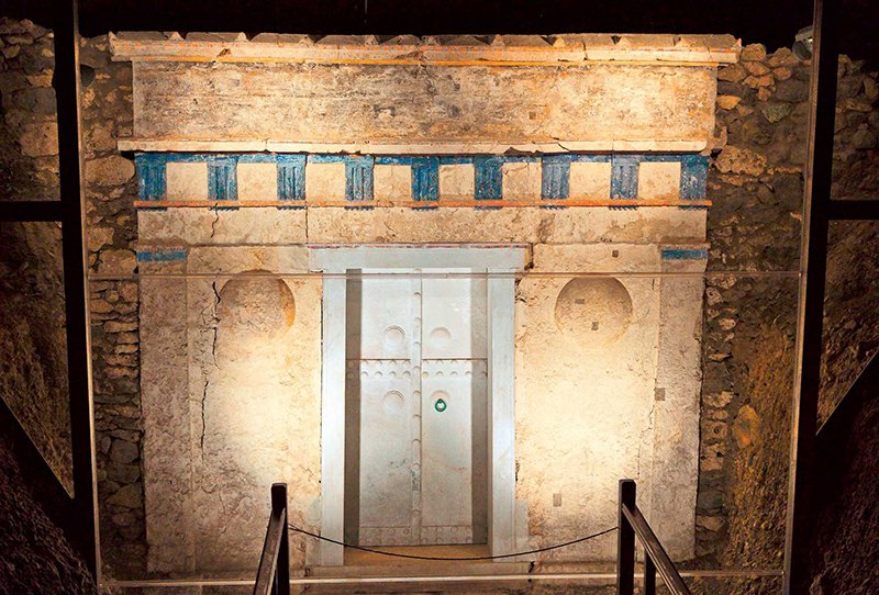 Tombs of Vergina: 40 years since Andronikos unearthed the Macedonian ...