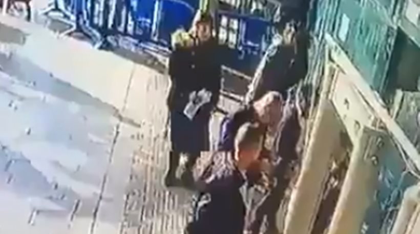 Video of Palestinian stabbing Israeli security guard (video ...