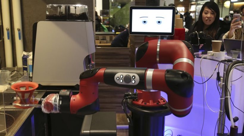 Robots serve coffee in Japan! - ProtoThema English