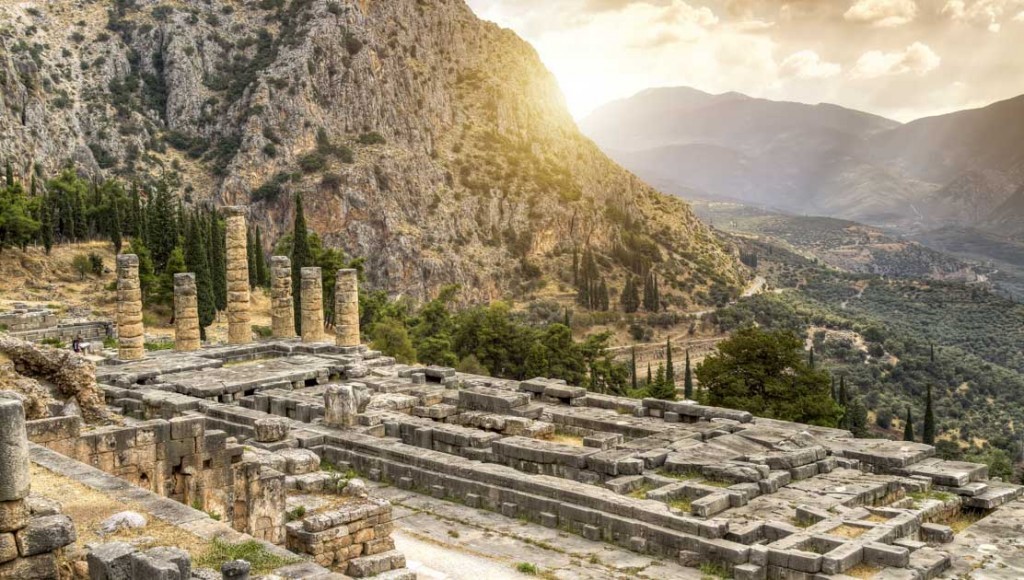 Delphi: The ancient center of the world! (PHOTOS) - ProtoThema English