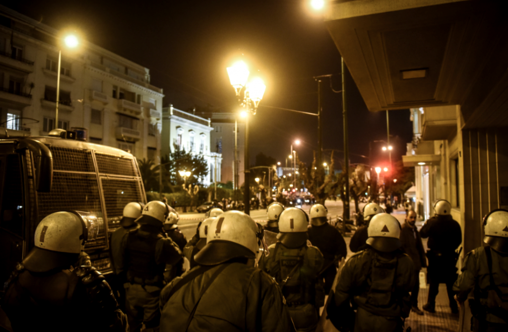 Golden Dawn protests in march on Turkish Embassy in Athens (photos ...