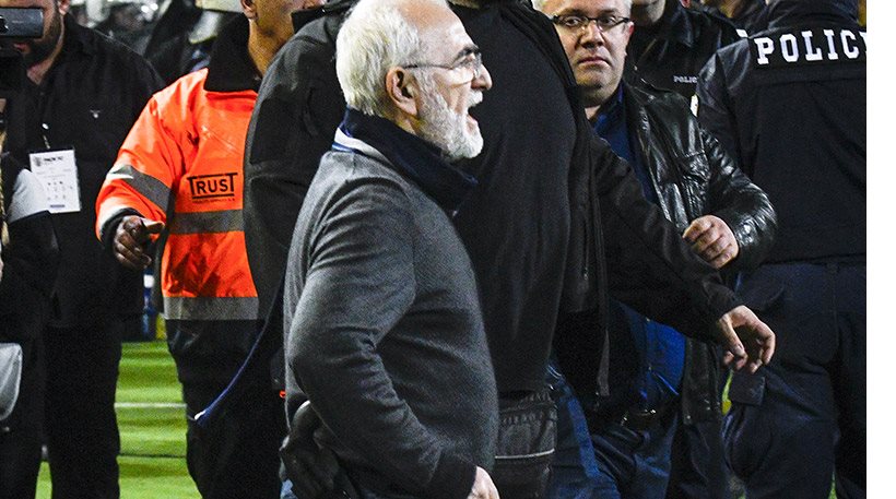 PAOK owner Ivan Savvidis apologises for invading pitch on Sunday (Upd ...