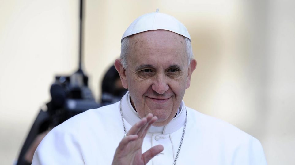 Pope calls for world wide ban on weapons - ProtoThema English