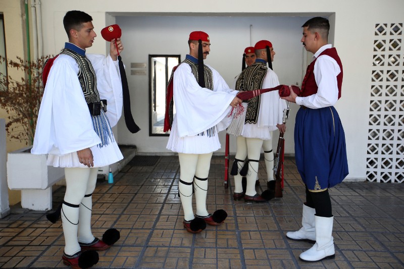 AP: Meet the Godly giants in kilts. The Greek Presidential Guards ...