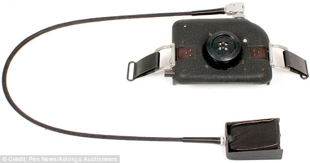 KGB Soviet era spy camera kit auctioned off (photos) - ProtoThema English