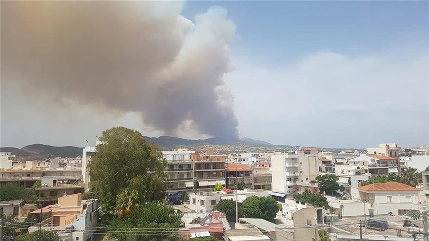 Large fire rages near Kinetta - Live streaming (photos-videos ...