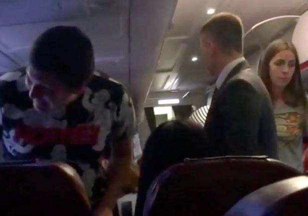 Plane terror as engine catches fire moments after take-off! (VIDEO ...