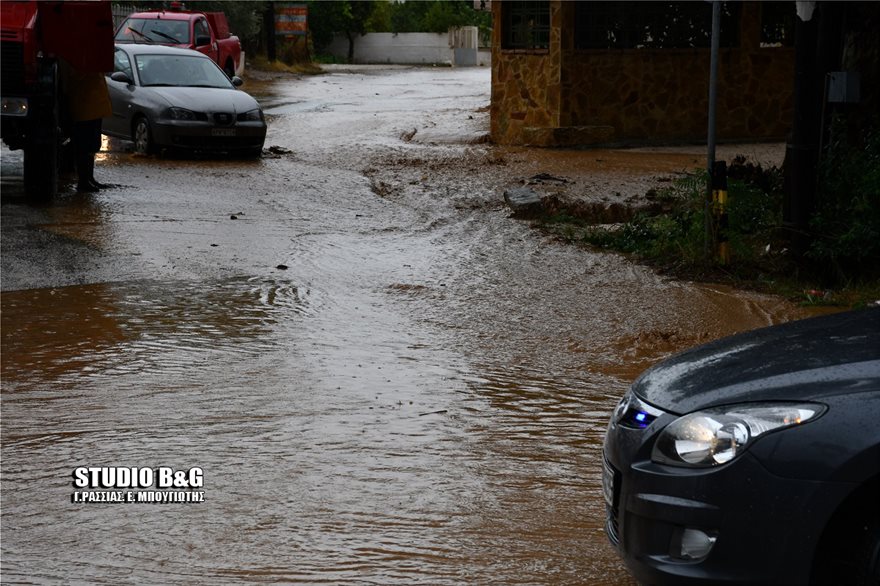 Cyclone Zorbas: Towns flooded, rivers overflow in Peloponnese (videos ...