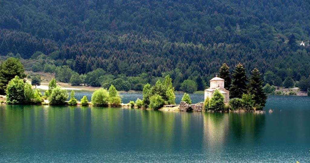 Lake Doxa, Peloponnese - Greece - ProtoThema English