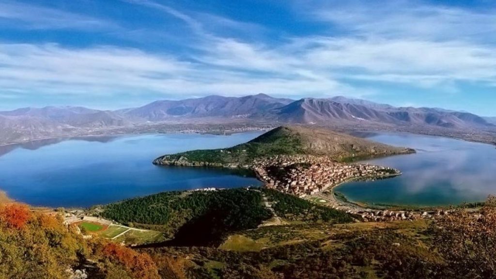 The 5 most majestic lakes in Greece (photos) - ProtoThema English