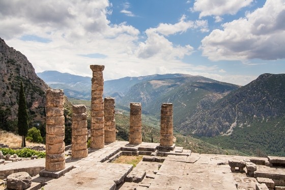 The Oracle shrine of Delphi (photos) - ProtoThema English