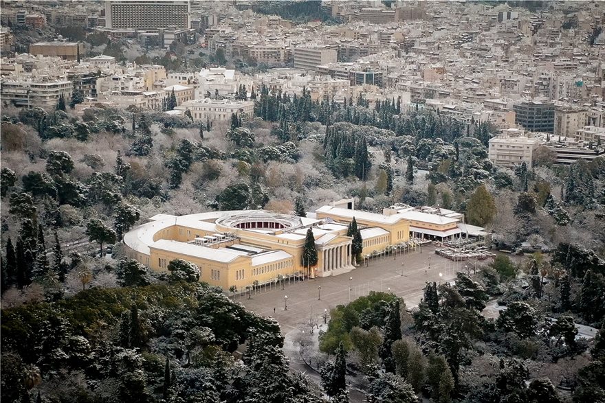 Ancient Athens in snow (amazing images) - ProtoThema English