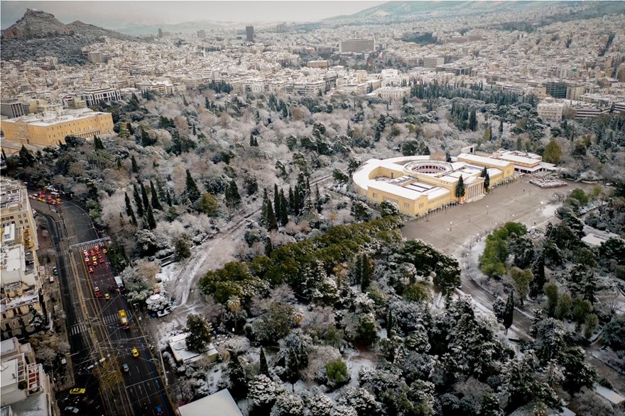 Ancient Athens in snow (amazing images) - ProtoThema English