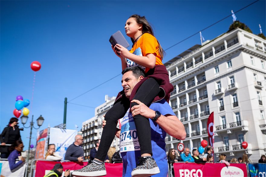 8th International Semi-Marathon: 22.000 runners took over Athens ...